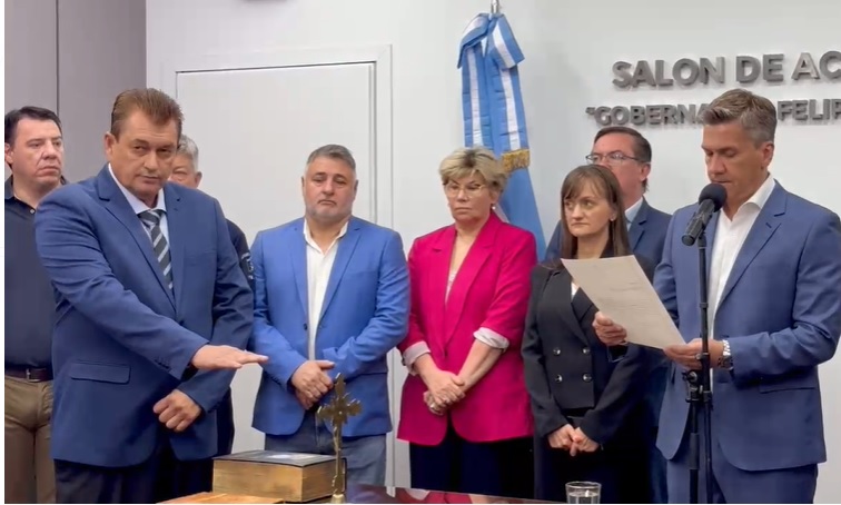 Oscar Dudik juró como nuevo ministro de Producción y Desarrollo ...